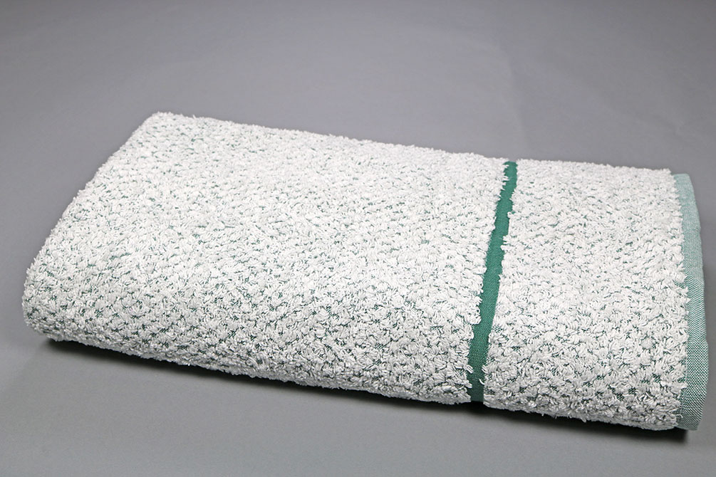 Popcorn Weave Pool Towel